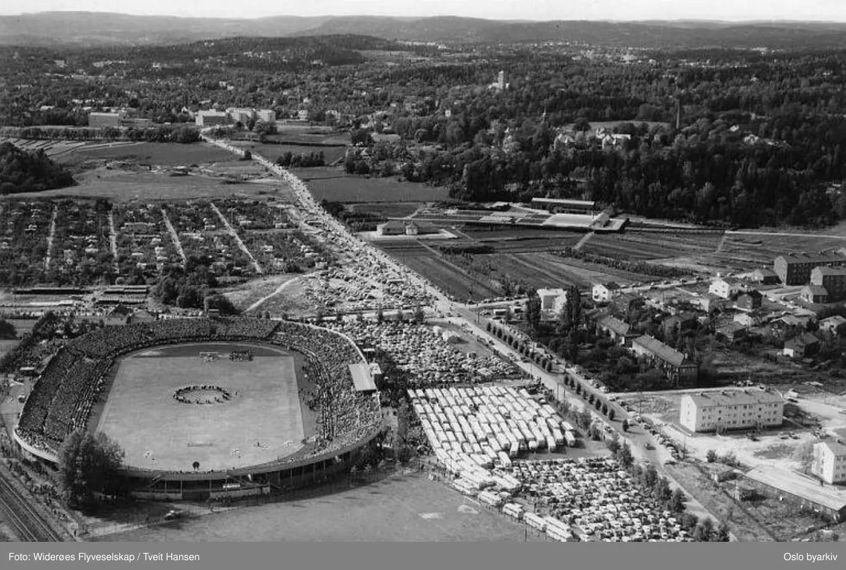Ullevål Stadion. - Oslo byarkiv / DigitaltMuseum