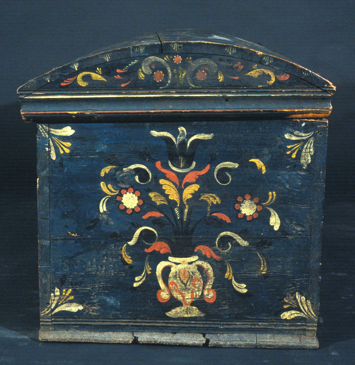 Kiste - Norsk Folkemuseum / DigitaltMuseum