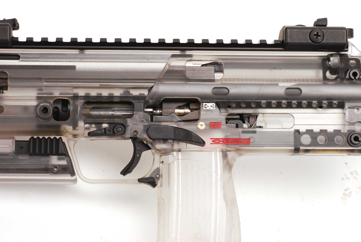 MP 4,6x30 HK MP7 (gjennomskåret) - Forsvarets museer / DigitaltMuseum